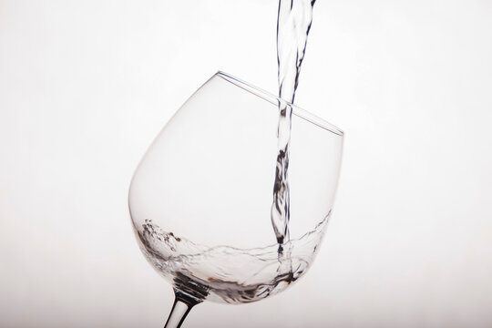 Vergießen Bilder – Durchsuchen 5,805 Archivfotos, Vektorgrafiken und ...