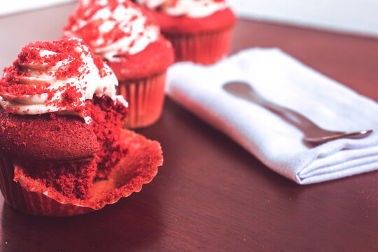 Mordido Images – Browse 99 Stock Photos, Vectors, and Video | Adobe Stock