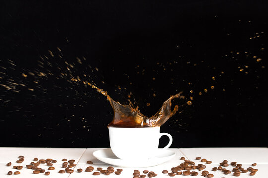 "Coffee Splash" Images – Browse 1,272 Stock Photos, Vectors, and Video ...