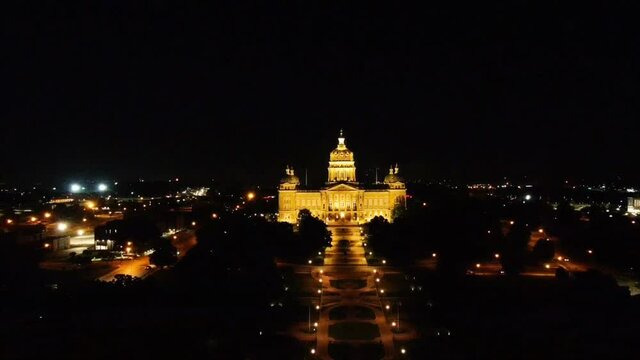 Afbeeldingen over "Iowa State Capitol" – Blader in stockfoto's ...