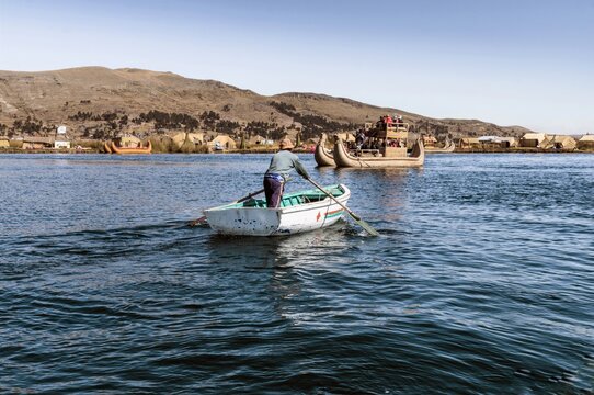 「Titicacasee」の写真素材 | 373件の無料イラスト画像 | Adobe Stock