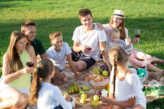 2,918 BESTE Nichte BILDER, STOCK-FOTOS & -VEKTORGRAFIKEN | Adobe Stock