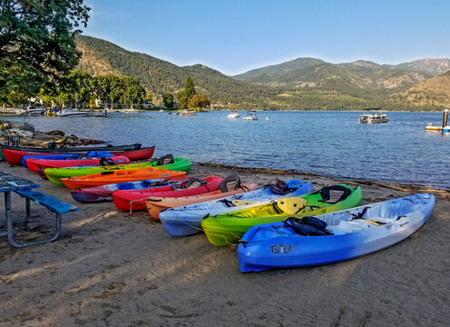 「Kyaks」の画像 - 106 件の Stock 写真、ベクターおよびビデオ | Adobe Stock