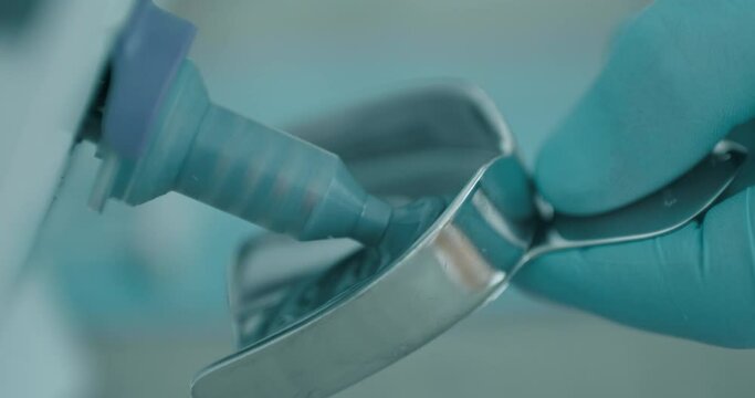 "Impression Tray" Immagini - Sfoglia 103 foto, vettoriali e video Stock ...