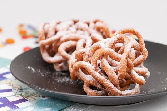 รูปภาพVappu – เลือกดูภาพถ่ายสต็อก เวกเตอร์ และวิดีโอ128 | Adobe Stock