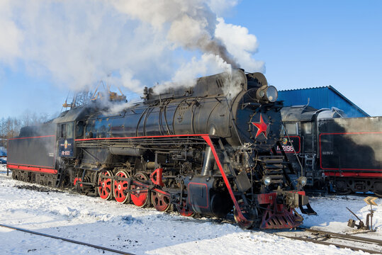 Steam Locomotives Spring Images – Browse 1,390 Stock Photos, Vectors ...