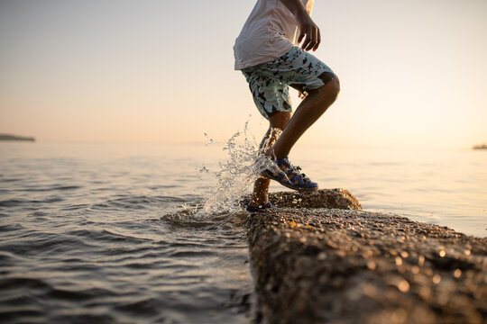 Rausgehen Bilder – Durchsuchen 2,765 Archivfotos, Vektorgrafiken und ...