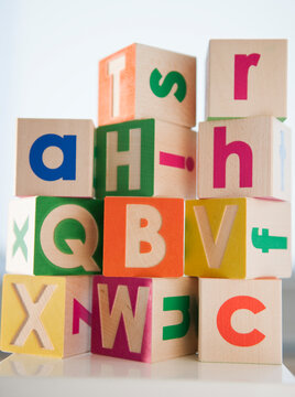 Learning Blocks"」の写真素材 | 67件の無料イラスト画像 | Adobe Stock