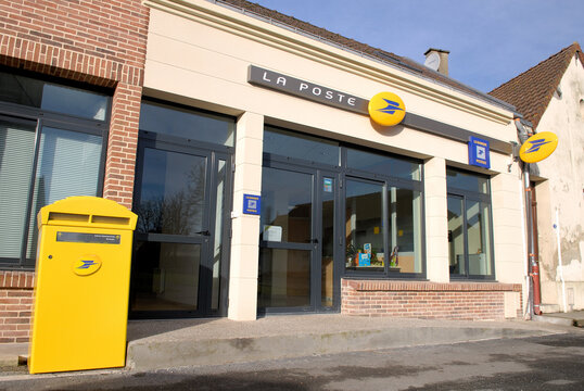 "Bureau De Poste"-Bilder: Stock-Fotos & -Videos. | Adobe Stock