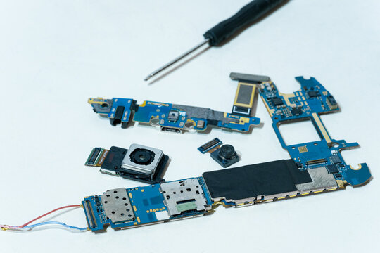 「Phone Parts Disassembled」の画像 - 3,272 件の Stock 写真、ベクターおよびビデオ | Adobe Stock