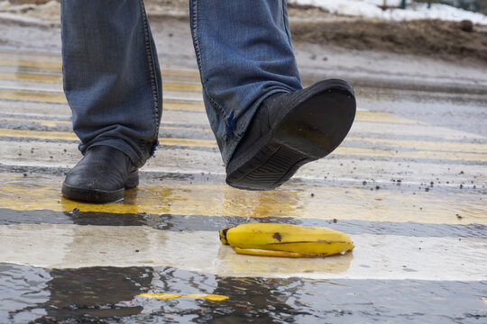 Inattentiveness Images – Browse 931 Stock Photos, Vectors, and Video ...