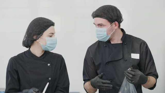 Covid Chef Images – Browse 8,541 Stock Photos, Vectors, and Video ...