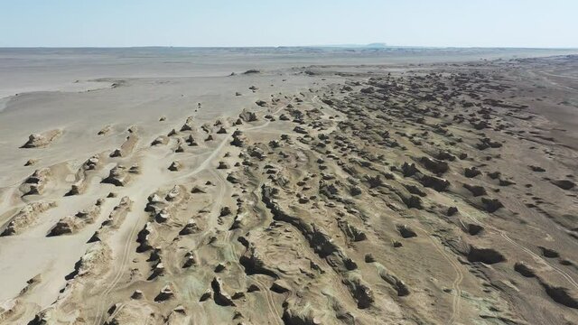 รูปภาพYardang – เลือกดูภาพถ่ายสต็อก เวกเตอร์ และวิดีโอ1,238 | Adobe Stock