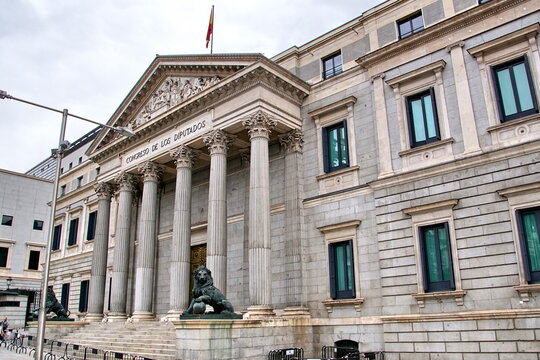 รูปภาพCongreso – เลือกดูภาพถ่ายสต็อก เวกเตอร์ และวิดีโอ1,648 | Adobe Stock
