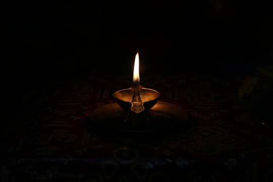 Deepak Bilder – Durchsuchen 6,500 Archivfotos, Vektorgrafiken und ...