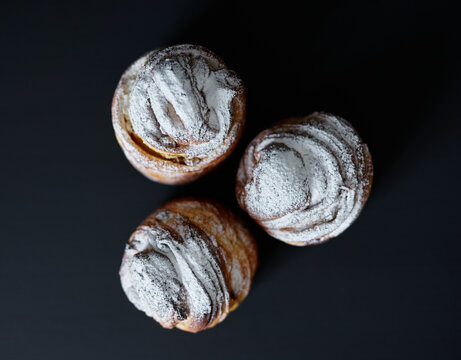 Cruffin Images – Parcourir 2,532 le catalogue de photos, vecteurs et ...