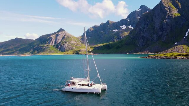 "Barents Sea" Bilder – Durchsuchen 8,284 Archivfotos, Vektorgrafiken ...