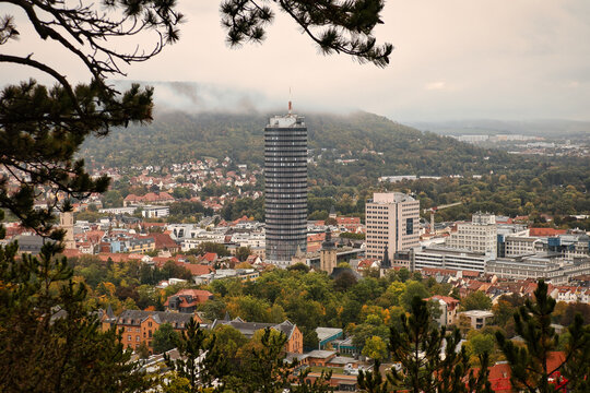 Jentower-Bilder: Stock-Fotos & -Videos. | Adobe Stock