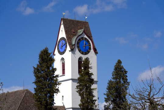 Hinwil bilder – Bläddra bland 94 stockfoton, vektorer och videor ...