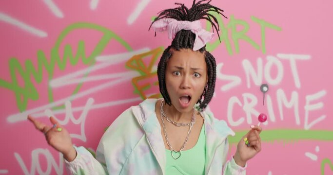 Tagger Designs Bilder – Durchsuchen 187 Archivfotos, Vektorgrafiken und ...