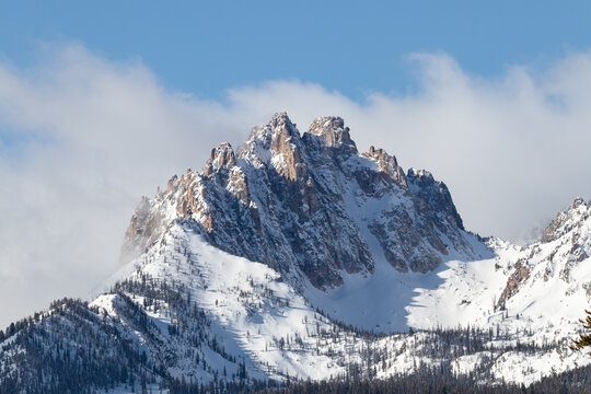 รูปภาพSawtooth – เลือกดูภาพถ่ายสต็อก เวกเตอร์ และวิดีโอ4,888 | Adobe Stock