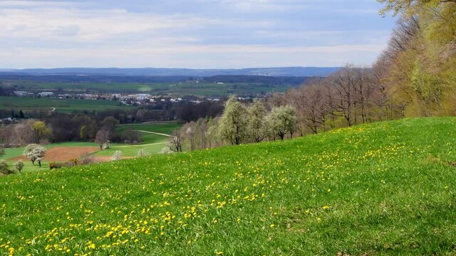 Calmful Bilder – Durchsuchen 100 Archivfotos, Vektorgrafiken und Videos ...