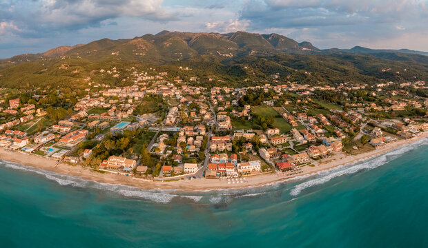 Acharavi Bilder – Durchsuchen 258 Archivfotos, Vektorgrafiken und ...