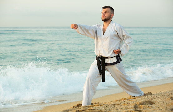 รูปภาพBunkai – เลือกดูภาพถ่ายสต็อก เวกเตอร์ และวิดีโอ242 | Adobe Stock