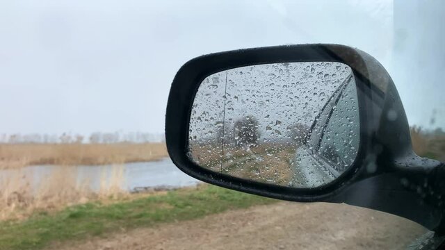 Bad Mirror Images – Browse 10,237 Stock Photos, Vectors, and Video ...