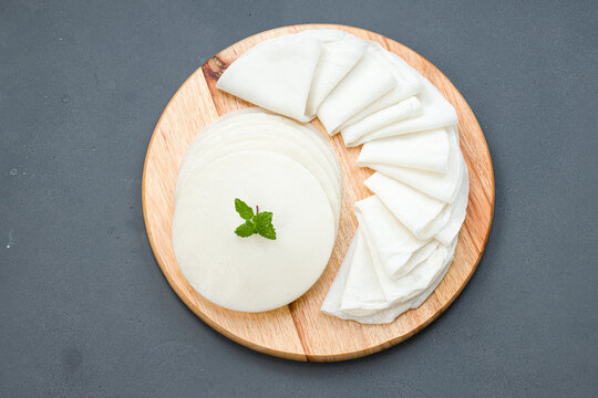 Pathiri Images – Browse 230 Stock Photos, Vectors, and Video | Adobe Stock