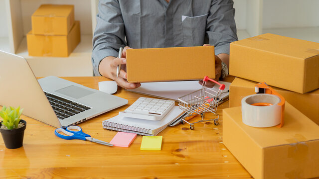 46 BEST E-Comm IMAGES, STOCK PHOTOS & VECTORS | Adobe Stock