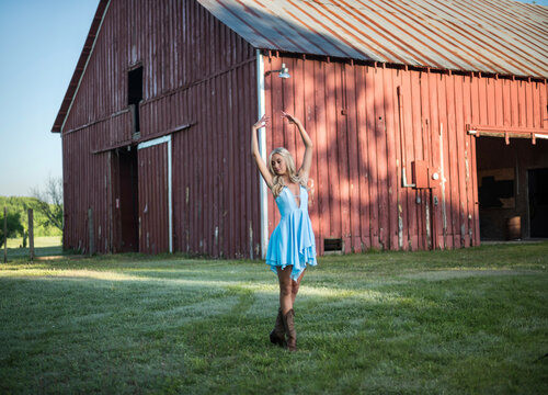 Cowboy Couple Dancing Images – Browse 636 Stock Photos, Vectors, and ...