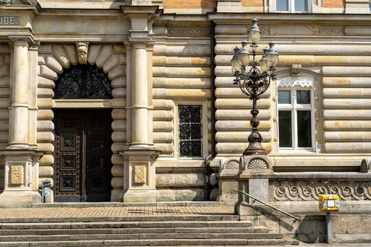 「Straf」の画像 - 563 件の Stock 写真、ベクターおよびビデオ | Adobe Stock