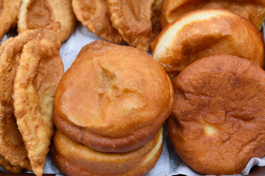 「Belyash」の画像 - 1,115 件の Stock 写真、ベクターおよびビデオ | Adobe Stock