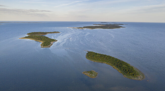 Belongs Images – Browse 41,554 Stock Photos, Vectors, and Video | Adobe ...