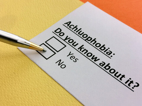 Achluophobia bilder – Bläddra bland 255 stockfoton, vektorer och videor ...