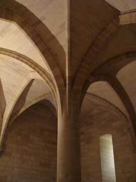 "Voute Bilder – Durchsuchen 6,122 Archivfotos, Vektorgrafiken und ...