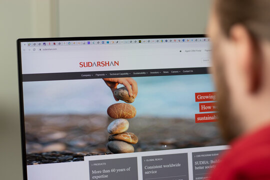 รูปภาพSudarshan – เลือกดูภาพถ่ายสต็อก เวกเตอร์ และวิดีโอ219 | Adobe Stock