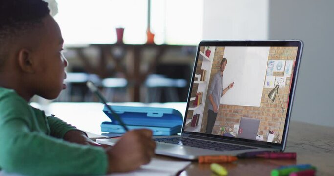 Distance Learning Black Student Images – Browse 13,388 Stock Photos ...