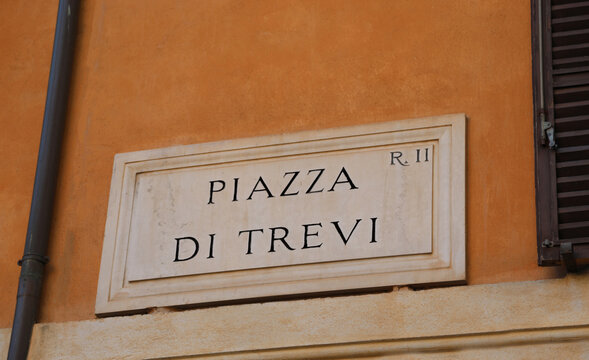"Piazza Di Trevi" Bilder – Durchsuchen 443 Archivfotos, Vektorgrafiken ...