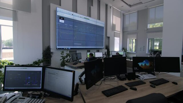 Wall Of Monitors Images – Browse 149,804 Stock Photos, Vectors, and ...