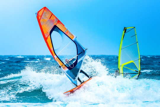 รูปภาพSailboarding – เลือกดูภาพถ่ายสต็อก เวกเตอร์ และวิดีโอ49,954 ...
