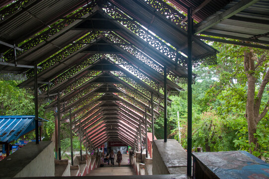 "Covered Walkway" Images – Browse 269 Stock Photos, Vectors, and Video ...