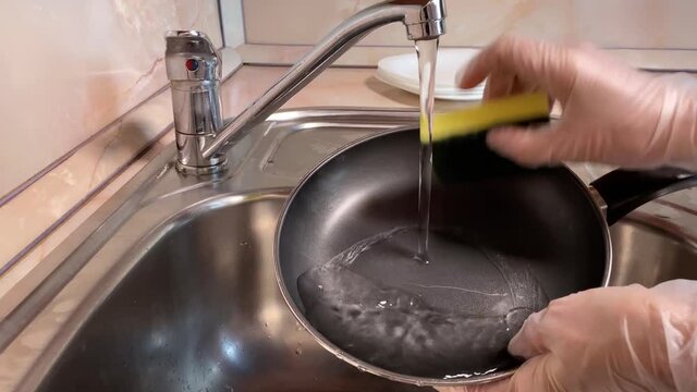 Imágenes de "Dripping Pan": descubre bancos de fotos, ilustraciones ...