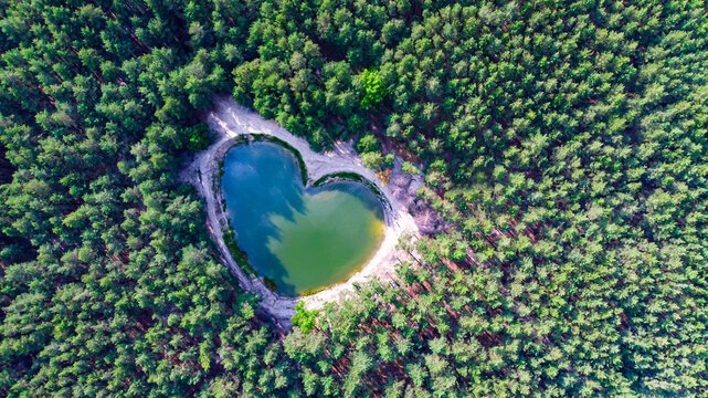 L Shaped Lakes In Canda