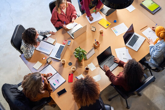 Infographic Meeting Images – Browse 81,305 Stock Photos, Vectors, and ...