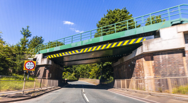 "Low Bridge" Images – Browse 99 Stock Photos, Vectors, and Video ...