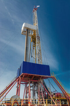 "Drilling Rig" Images – Browse 65,694 Stock Photos, Vectors, and Video ...