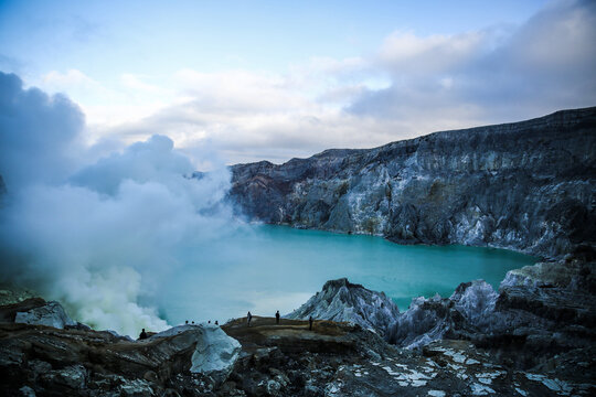 「Lijen」の写真素材 | 1件の無料イラスト画像 | Adobe Stock