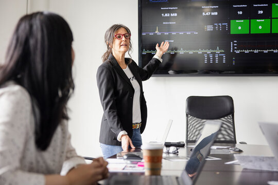 LAS 158,203 MEJORES IMÁGENES, FOTOS DE ARCHIVO Y VECTORES DE Explicar ...
